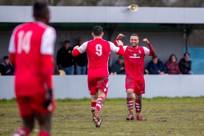Buoyant Highgate United on the march - The Solihull Observer